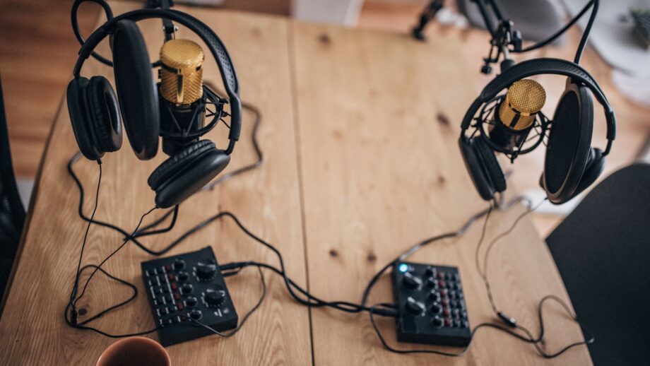 How to Create Interesting and Engaging Content for Your Podcast – First ...